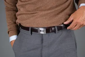 Trafalgar 30mm Engine Turned Rhodium Compression Belt Buckle - Silver