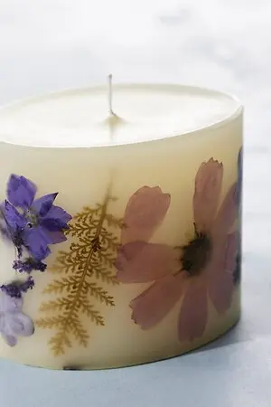 ROSY RINGS Petite Botanical Candle - Roman Lavender