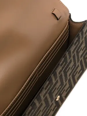 Fendi Baguette Clutch - Brown