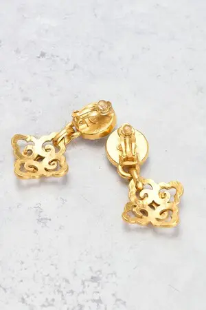 Chanel 1997 Coco Mark Clip-on Earrings