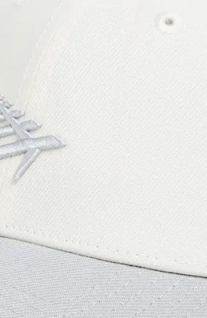 PAPER PLANES Icon Ii Dad Twill Cap - White Asparagus
