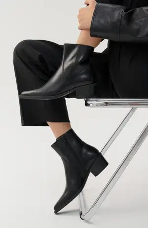 VAGABOND SHOEMAKERS Kelsey Bootie - Black