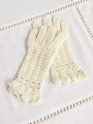 GOHAR WORLD Crocheted Cotton Gloves With Pearl-like Trim - White