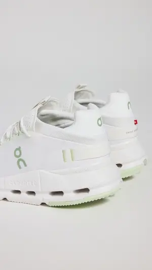 On Cloudnova 2 Sneakers