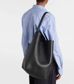 THE ROW Park Large N/s Leather Tote Bag - Black