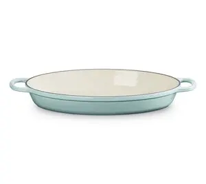 LE CREUSET 3 Quart Cast Iron Oval Baker - One-color