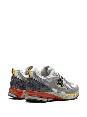NEW BALANCE X The Whitaker Group 1906u Sneakers - Grey