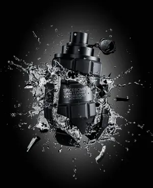 Viktor & Rolf Spicebomb Dark Leather Eau De Parfum