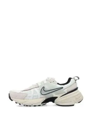 Nike V2k Run Trainers