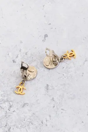 Chanel 1997 Cc Coin Clip-on Earrings