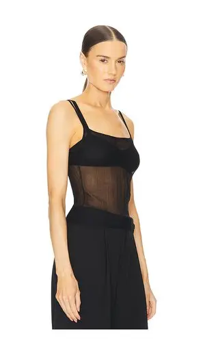 L'academie Madelyn Top