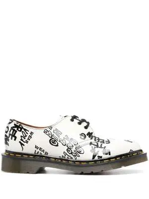Comme Des Garçons X Dr. Martens Text-print Derby Shoes - White