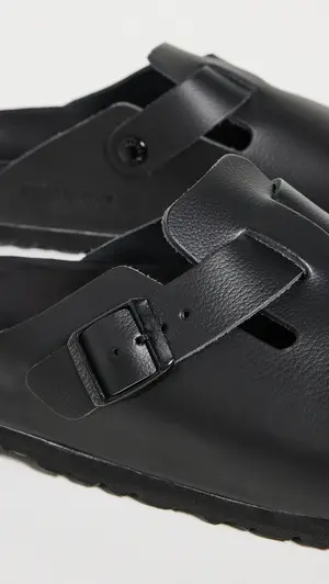BIRKENSTOCK Boston Exquisite Clogs - Black