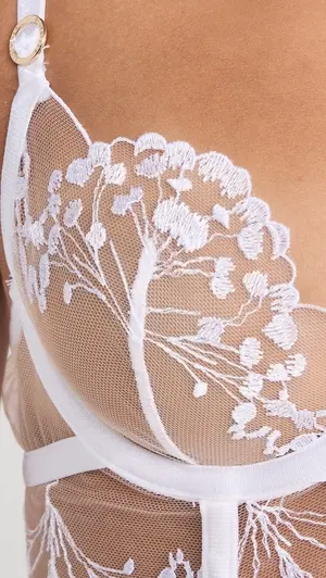 Bluebella Marisa Wired Bra - White/sheer
