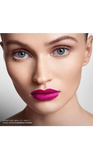 PAT MCGRATH LABS Dramatique Mega Lip Pencil - Flashbulb Fuchsia
