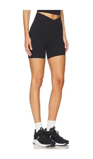 437 The V Short