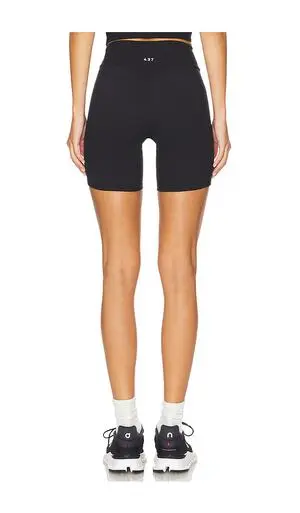 437 The V Short