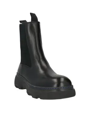 Burberry Leather Chelsea Boots