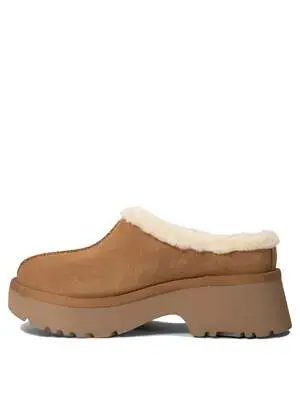 UGG New Heights Cozy Sabot - Beige