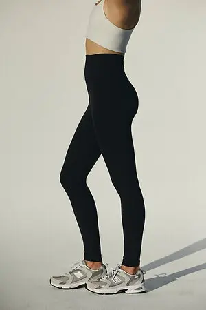 Black Ankle-Length Leggings
