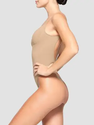 SKIMS Smoothing Low-back Bodysuit - Clay