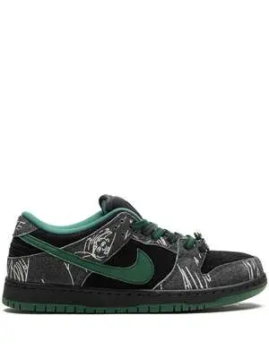 Nike Sb Dunk Low There Skateboards Sneakers - Green