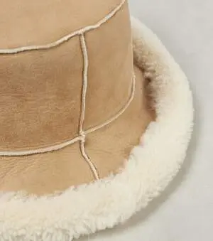Brunello Cucinelli Reversible Shearling Bucket Hat - Brown