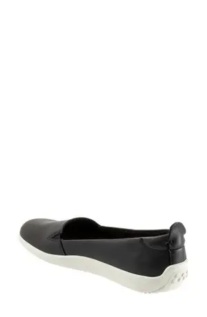 Softwalk Deva Flat - Black