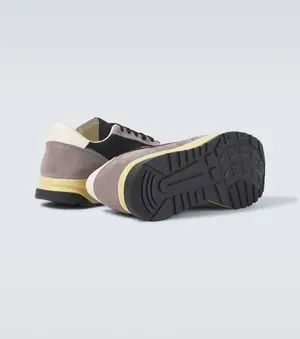 COMMON PROJECTS Track Classic Sneakers