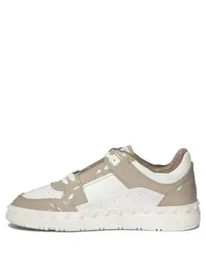 Valentino Garavani Freedot Low-top Sneakers - Neutrals