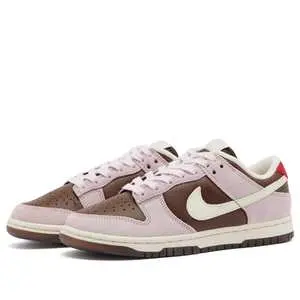 Nike Dunk Low Sneakers