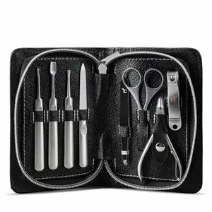 PETE & PEDRO 8-piece Manicure Set - None