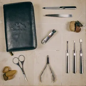 PETE & PEDRO 8-piece Manicure Set - None