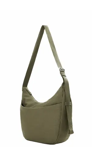 BEIS The Carryall Crossbody