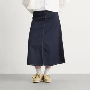 BEAMS 5 Pocket Denim Midi Skirt