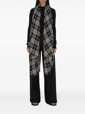 Burberry Checkered Cashmere-blend Scarf - Black