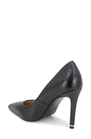 KENNETH COLE Bentley Pointed Toe Pump