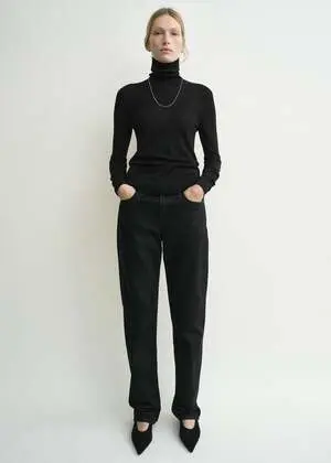 TOTEME Fine Knit Turtleneck