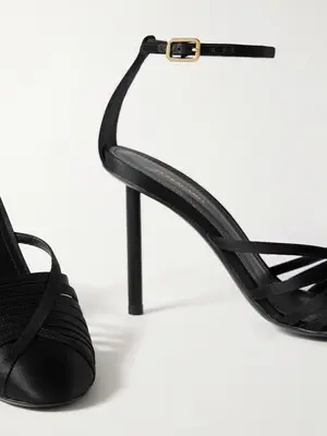 FERRAGAMO Ermelia Satin Pumps - Black