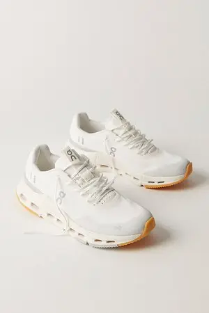On Cloudnova Form 2 Sneakers - White/ivory