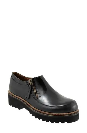 BUENO Amelia Zip-up Loafer - Black Patent