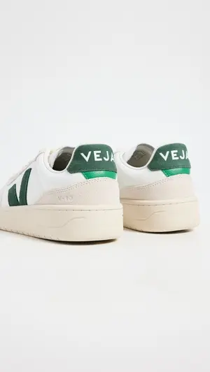 VEJA V-90 Sneakers - Extra White/cyprus