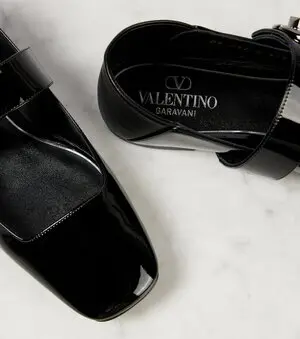 Valentino Garavani Vlogo Locker Patent Leather Mary Jane Flats - Black