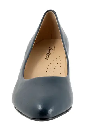Trotters Kate Pointed Toe Kitten Heel Pump - Navy