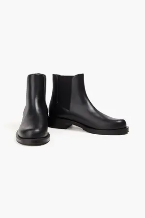 STUART WEITZMAN Leather Chelsea Boots