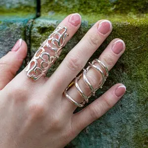 LUCY QUARTERMAINE Drop Armour Ring
