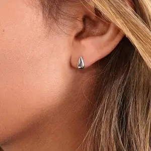 LUCY QUARTERMAINE Mini Tear Drop Stud Earrings
