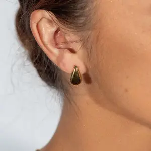 LUCY QUARTERMAINE Large Teardrop Stud Earrings - Gold Vermeil