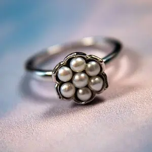 LUCY QUARTERMAINE Royal Pearl Flower Ring