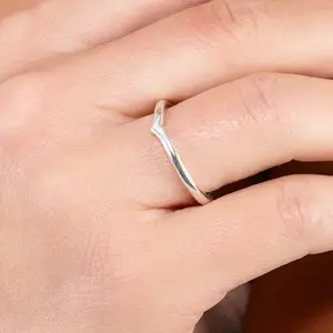 LUCY QUARTERMAINE Drop Wishbone Ring